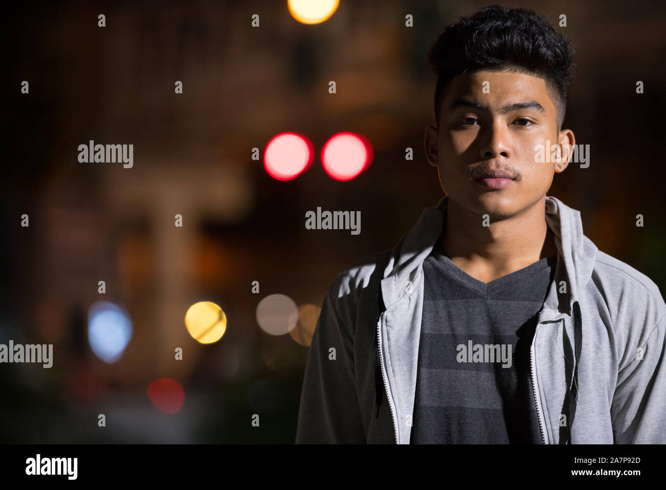 Man in dark night face hi-res stock photography and images - Alamy