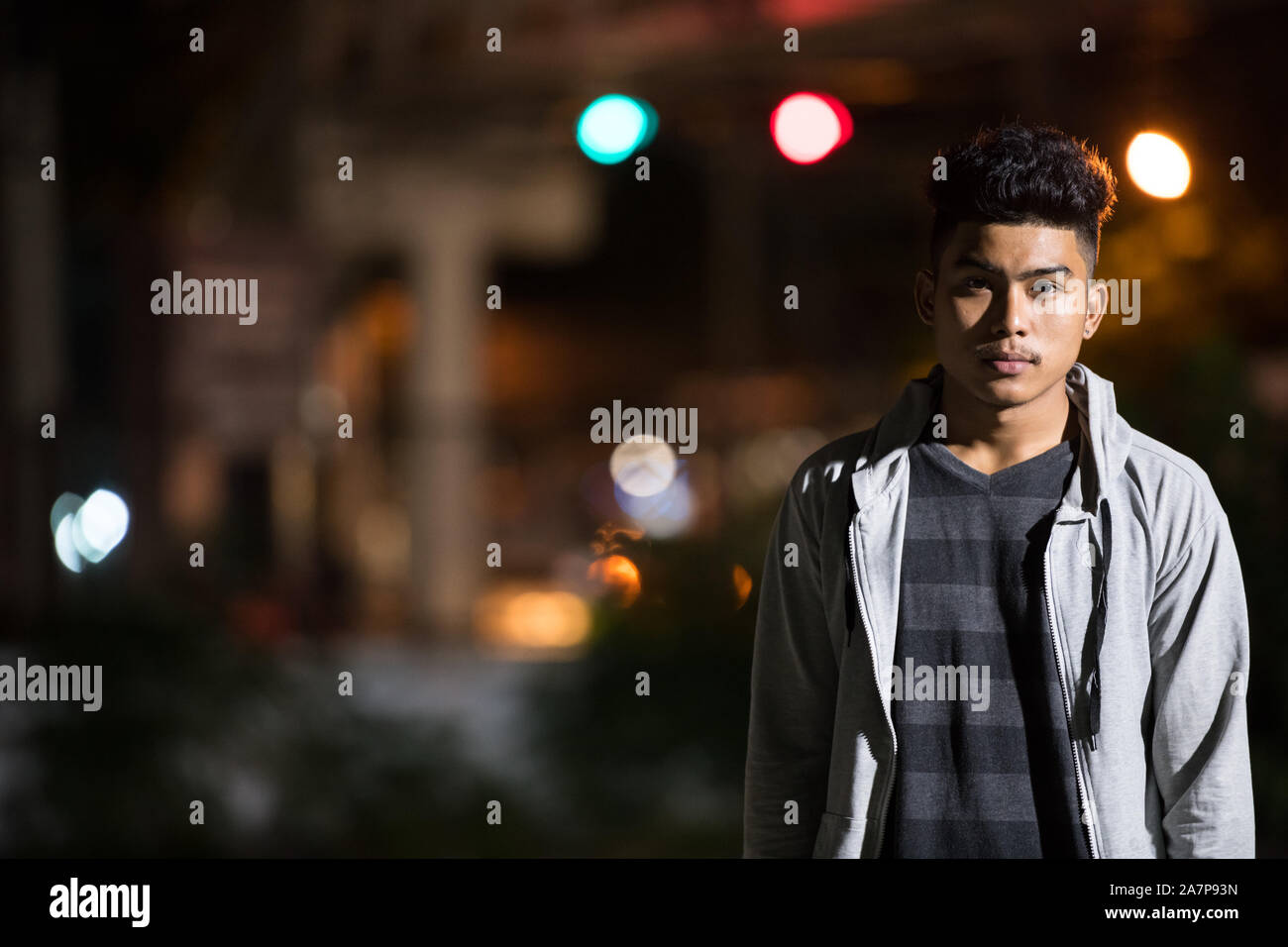 Asian streets night hi-res stock photography and images - Alamy