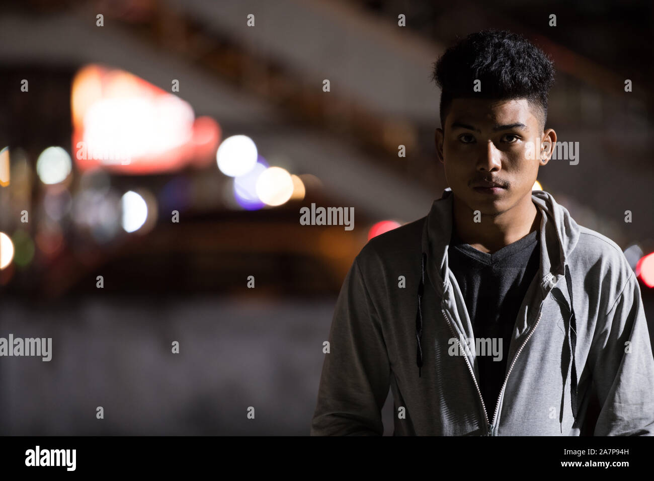 Asian night hi-res stock photography and images - Alamy