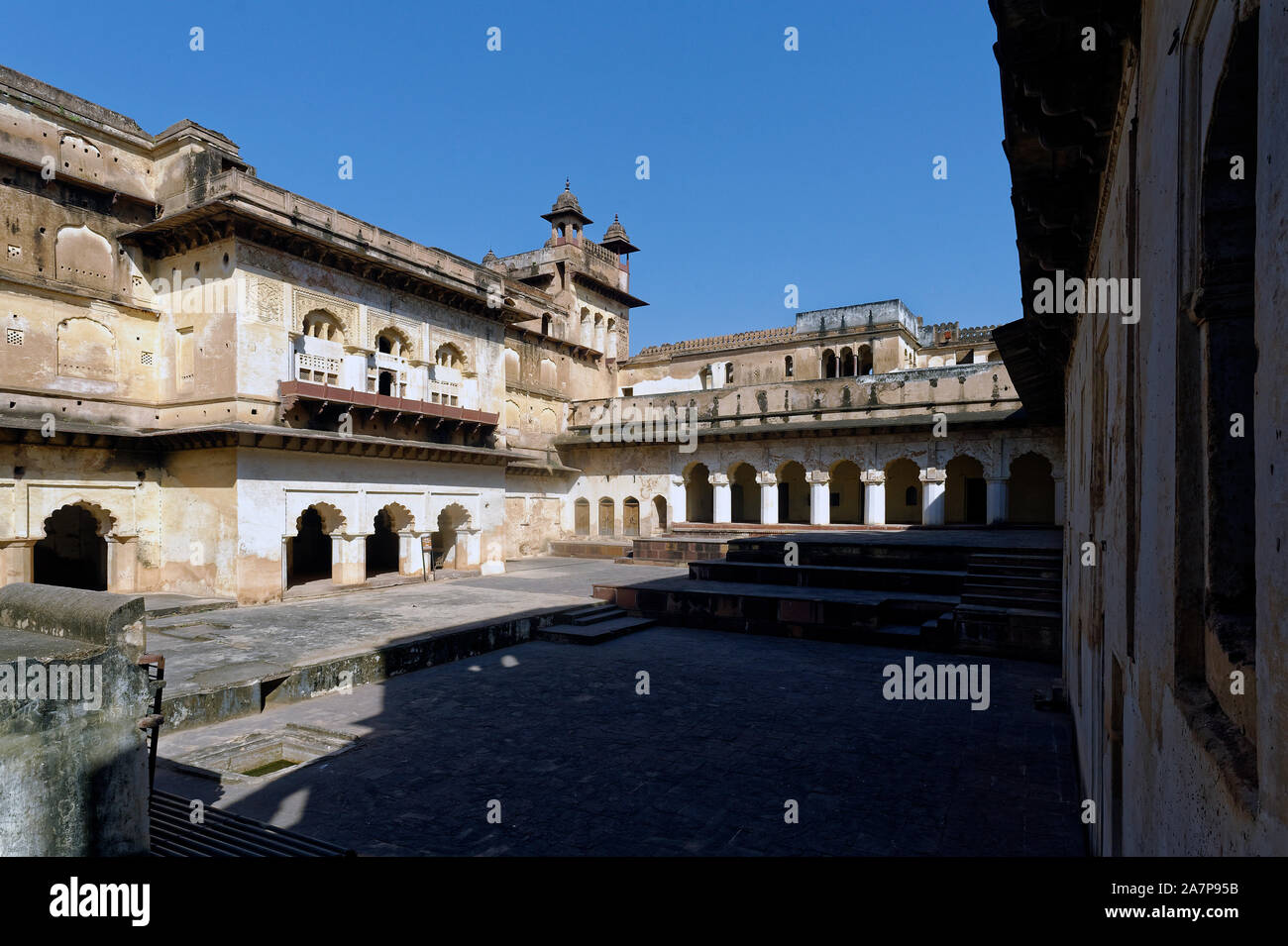Raja mahal hi-res stock photography and images - Alamy