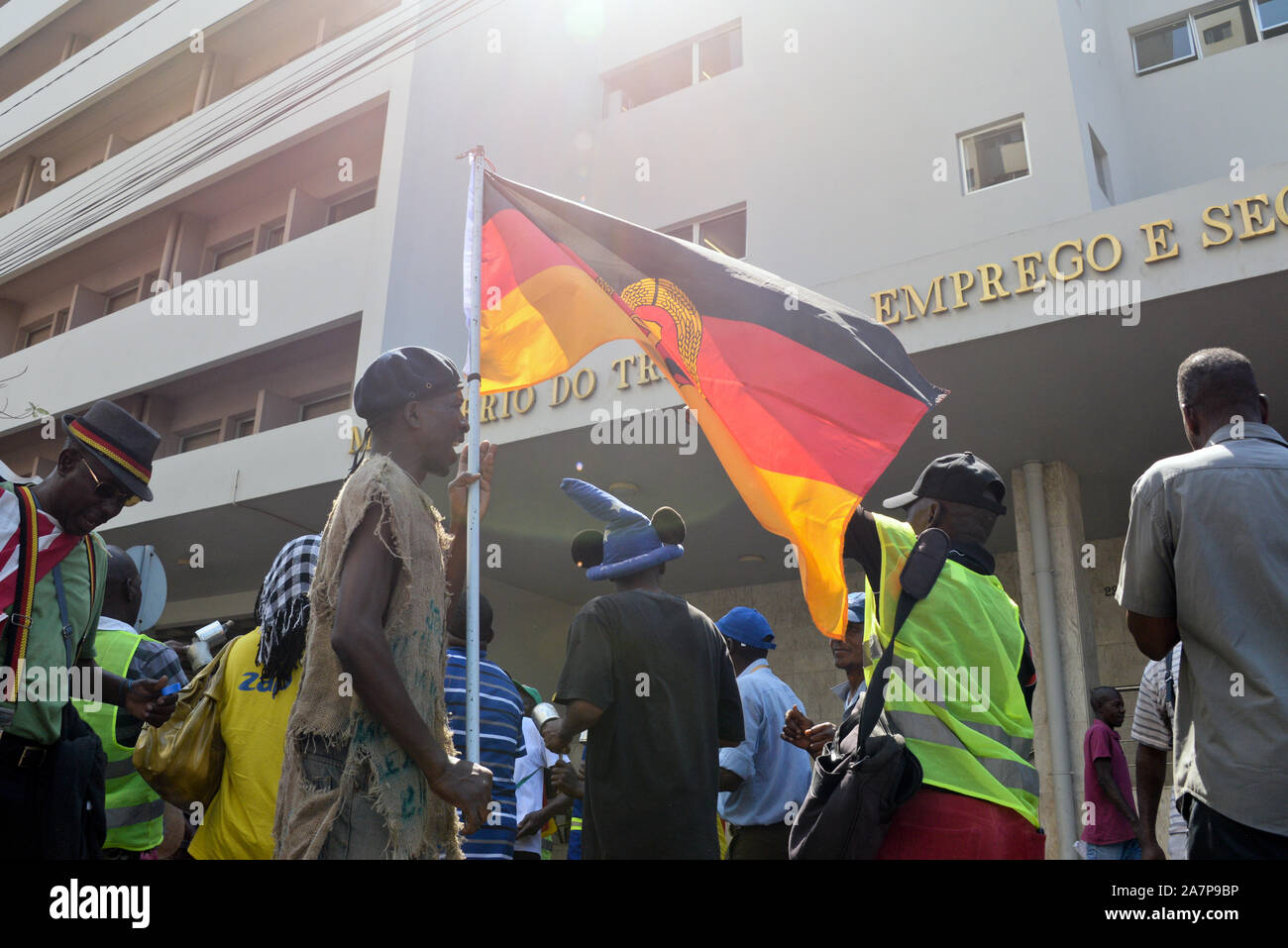 Mozambique war civil hi-res stock photography and images - Alamy