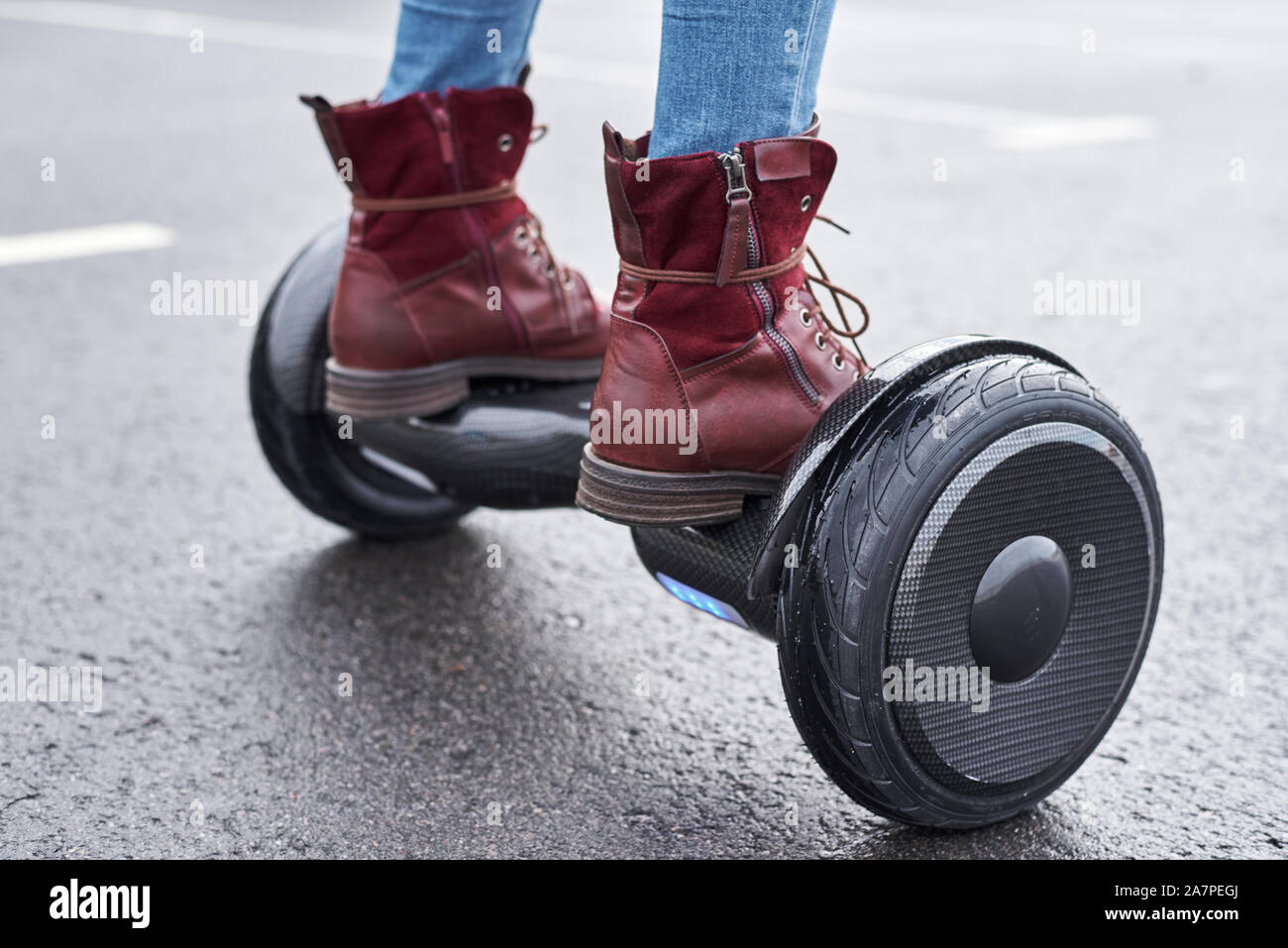 Balancing on board with feet hi-res stock photography and images - Alamy