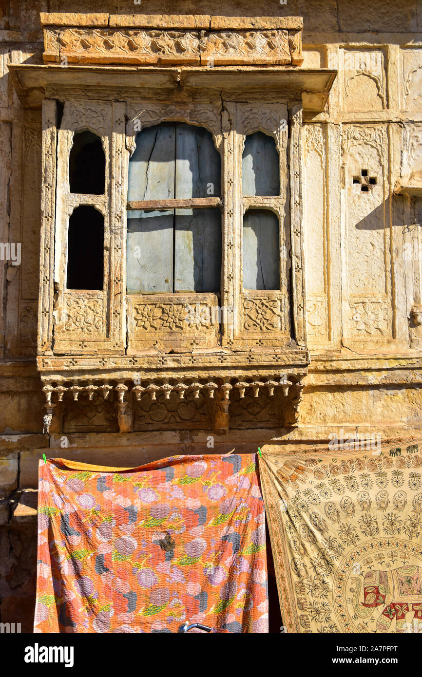 Sandstone window hi-res stock photography and images - Alamy