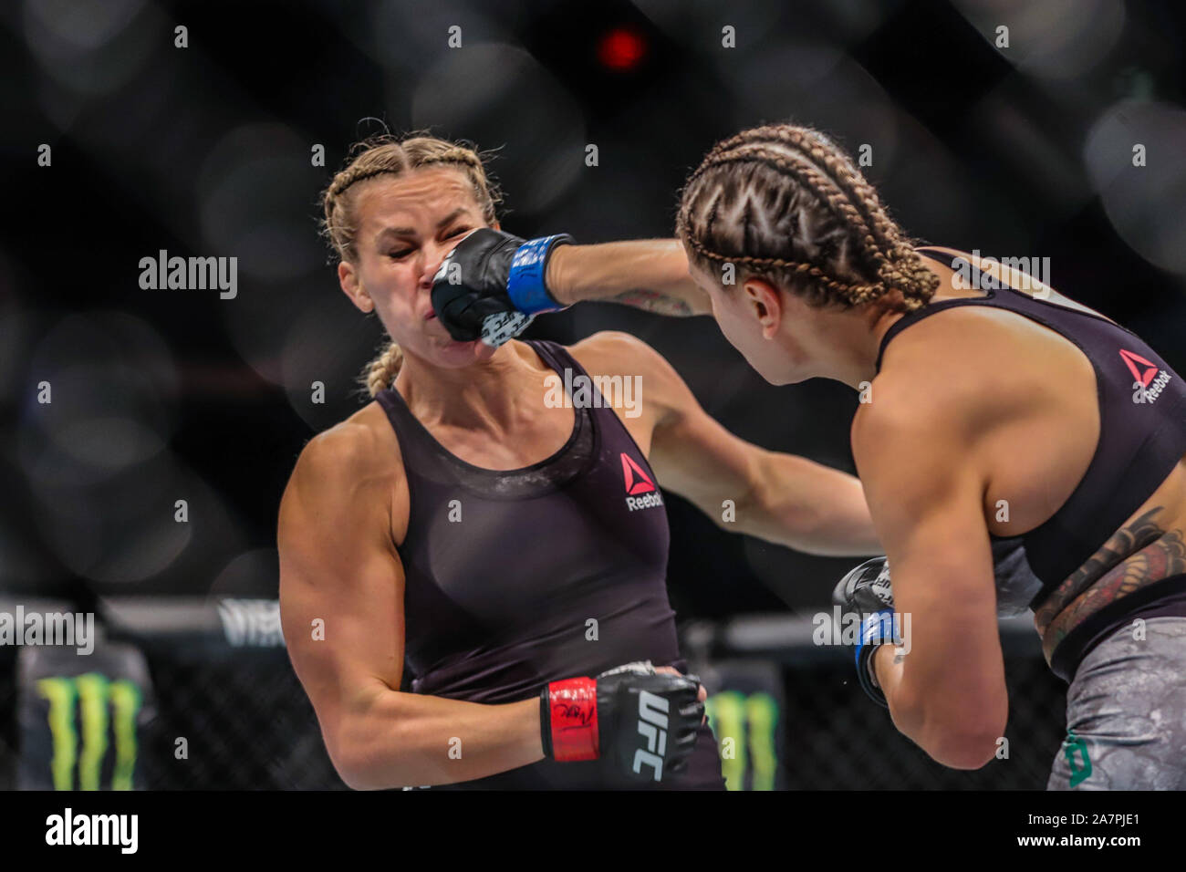 Jennifer maia hi-res stock photography and images - Alamy