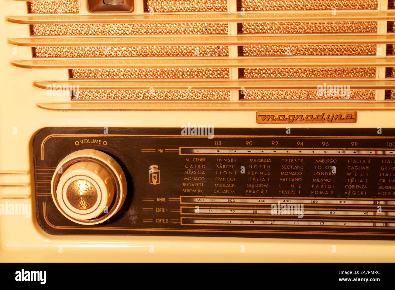 detail of a vintage radio Stock Photo - Alamy