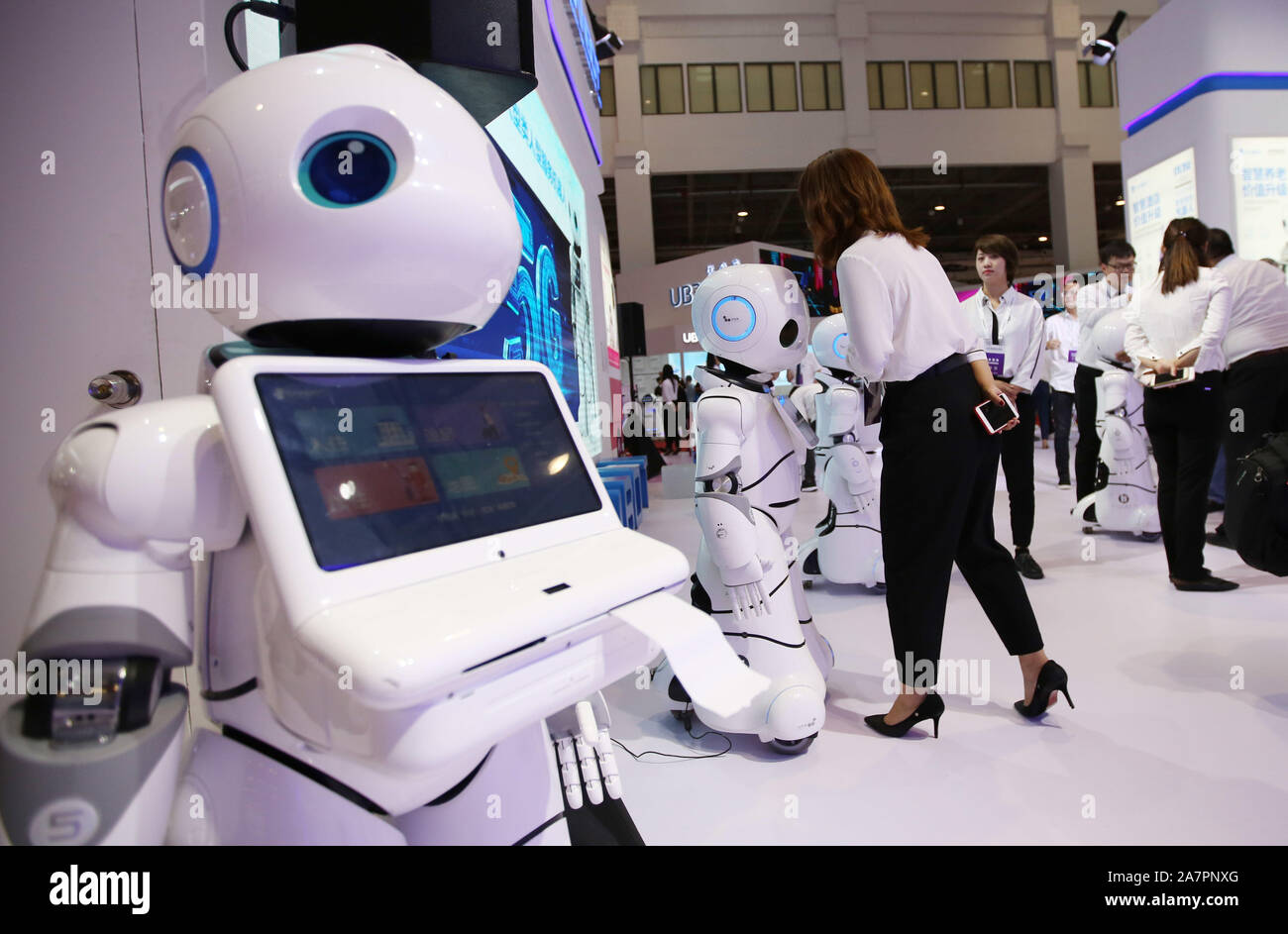 2019 World Forum on Robot opens in Beijing Yichung International ...