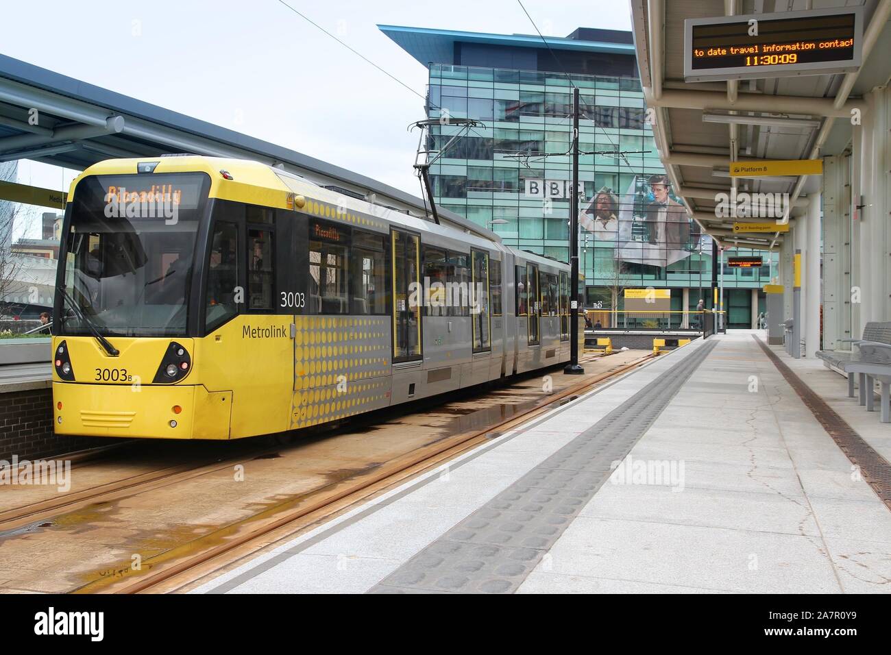 Mediacityuk metrolink tram hi-res stock photography and images - Alamy