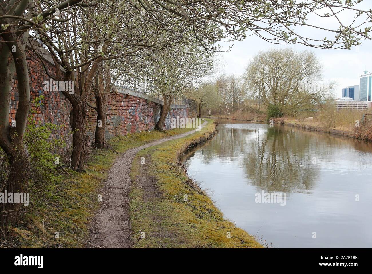 Manchester canalside hi-res stock photography and images - Alamy