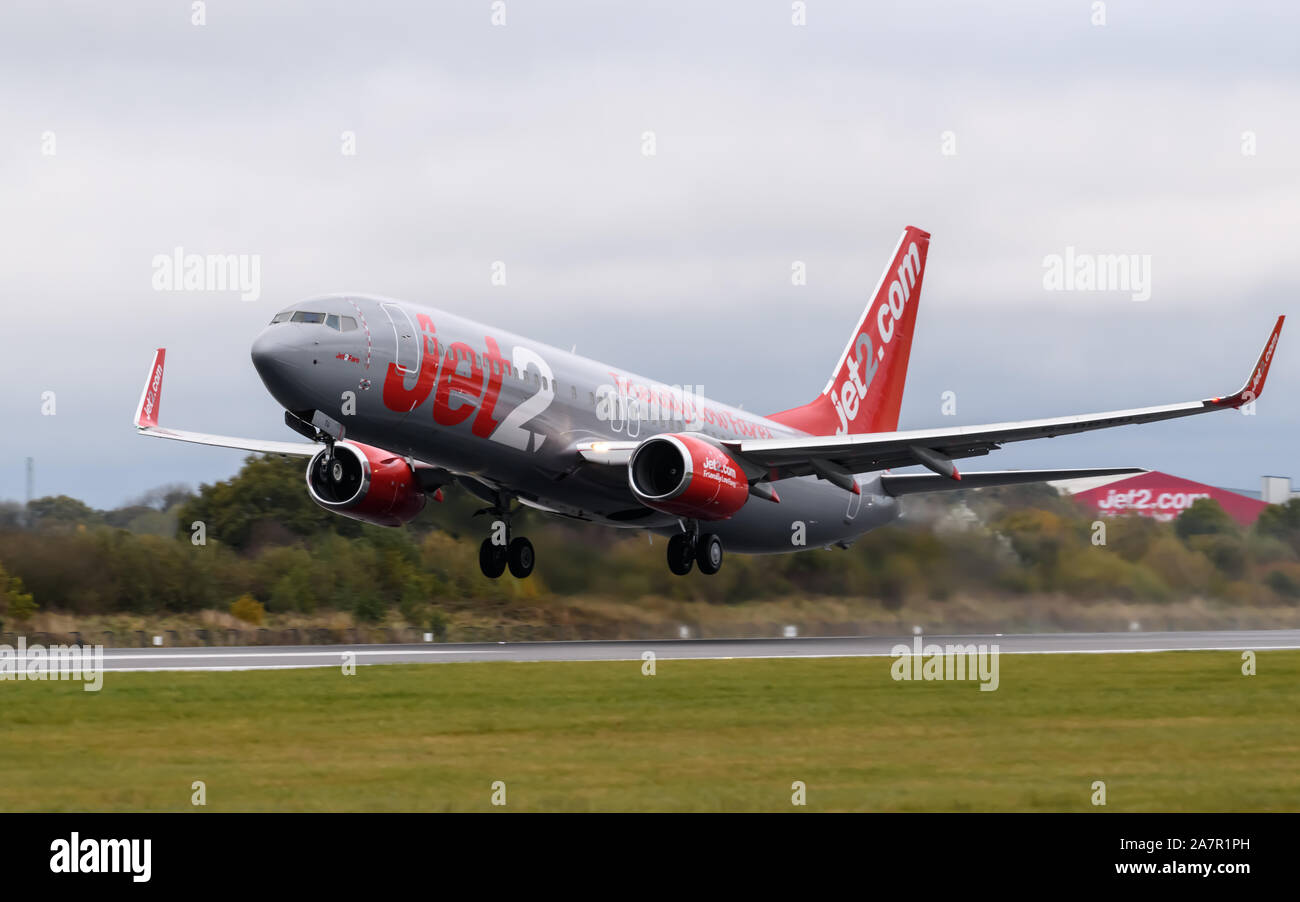 Jet 2 Airlines Boeing 737 departing Manchester Airport Stock Photo - Alamy