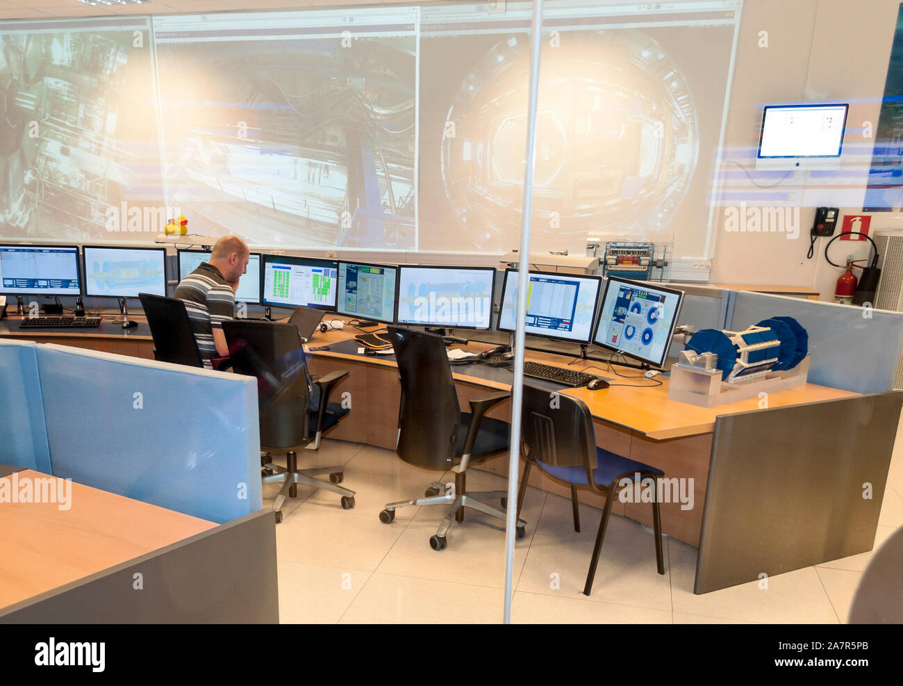 Particles accelerators hi-res stock photography and images - Alamy