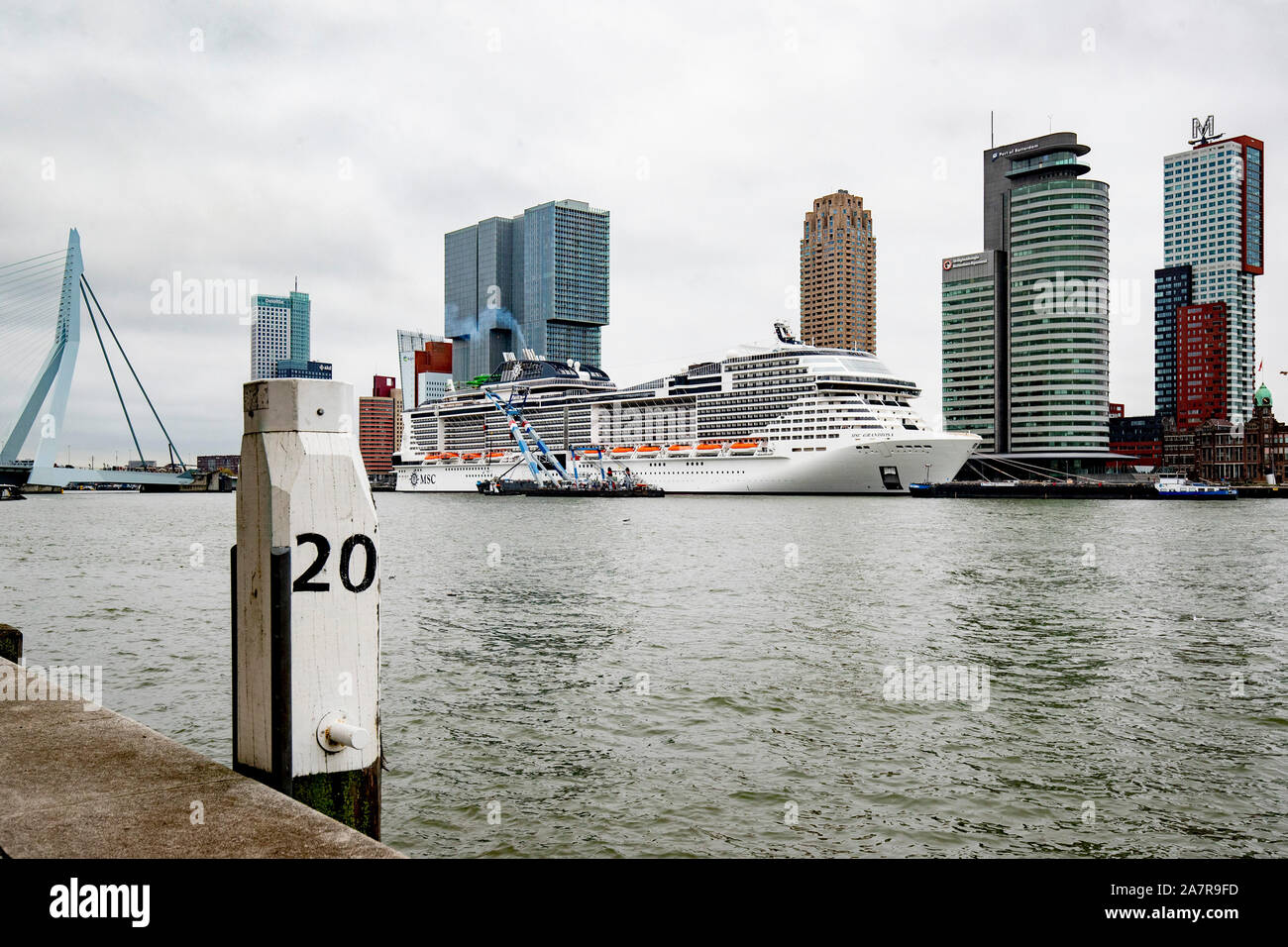 Rotterdam, Netherlands. 04th Nov, 2019. ROTTERDAM, Wilhelminakade, The ...