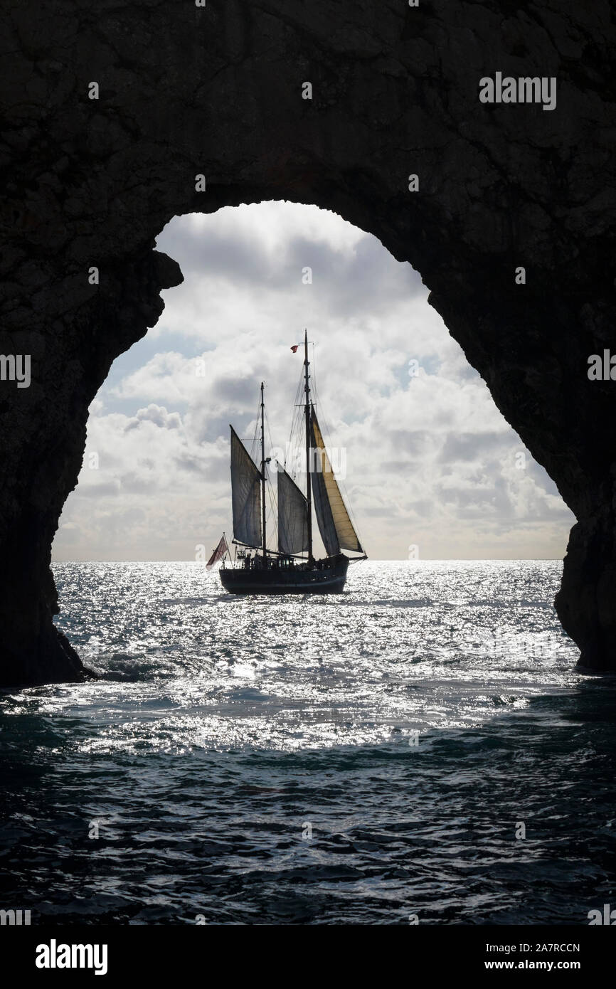 Tallship tall ship hi-res stock photography and images - Alamy