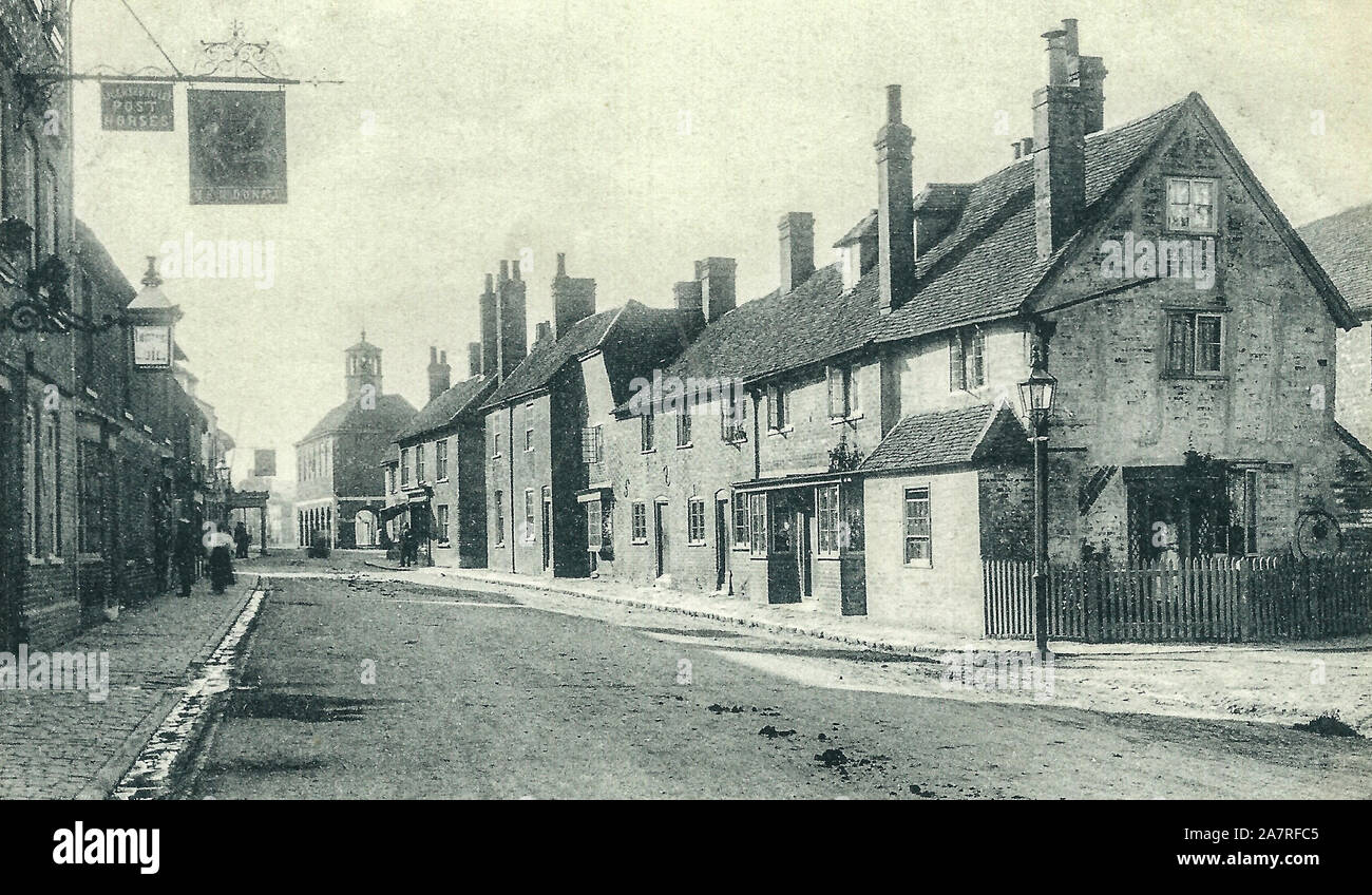 Old amersham high street hi-res stock photography and images - Alamy
