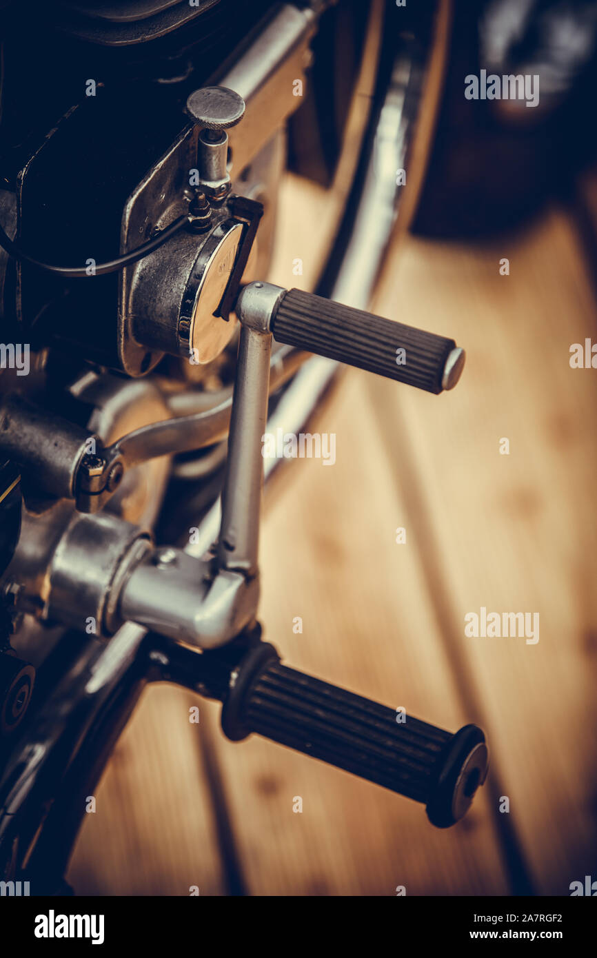 Motorcycle Kick Start High Resolution Stock Photography and Images - Alamy