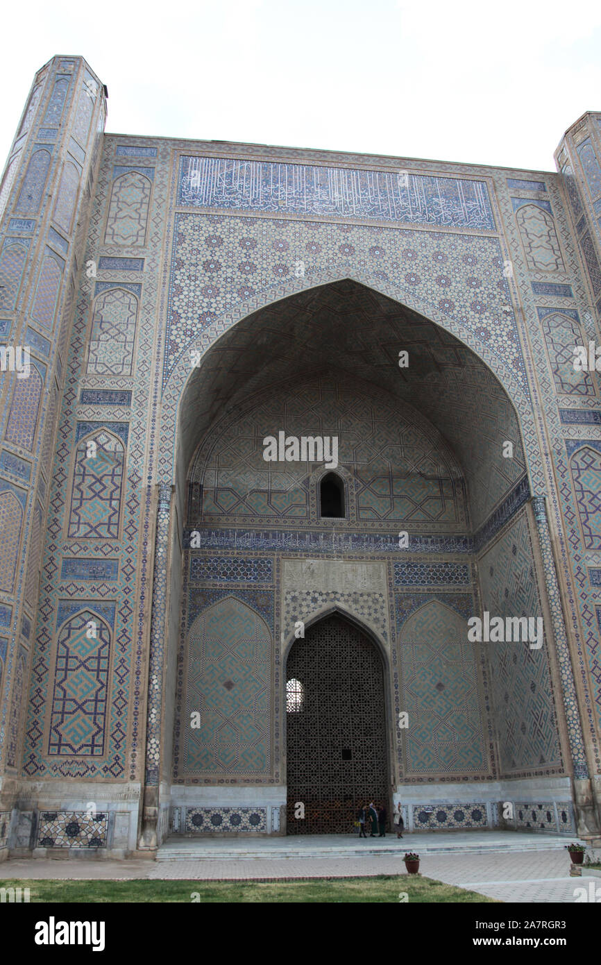Uzbekistan. Samarkand. Ensemble of Khoja Ahrar (16th century). Mosque ...