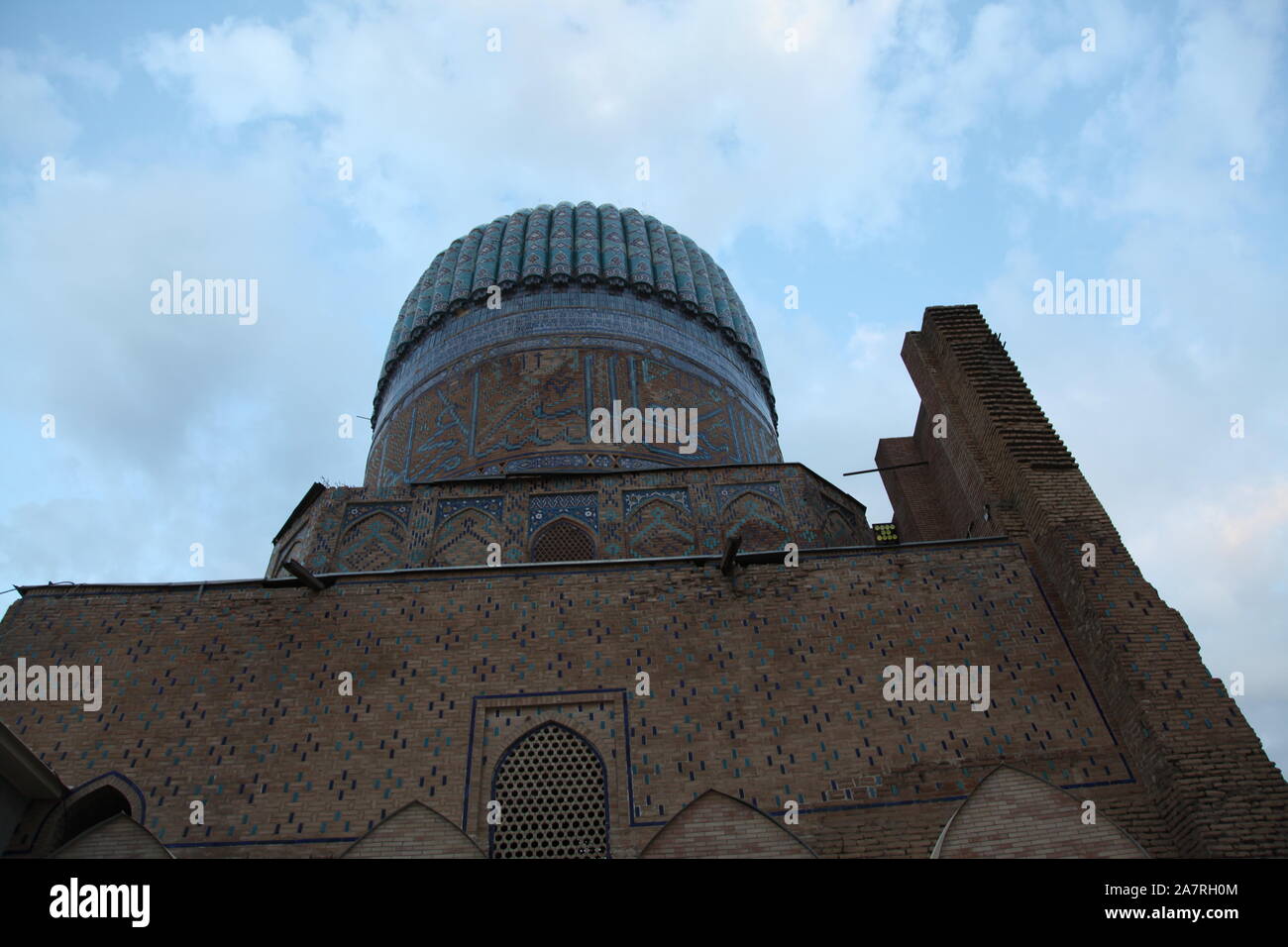 Uzbekistan. Samarkand. Ensemble of Khoja Ahrar (16th century). Mosque ...