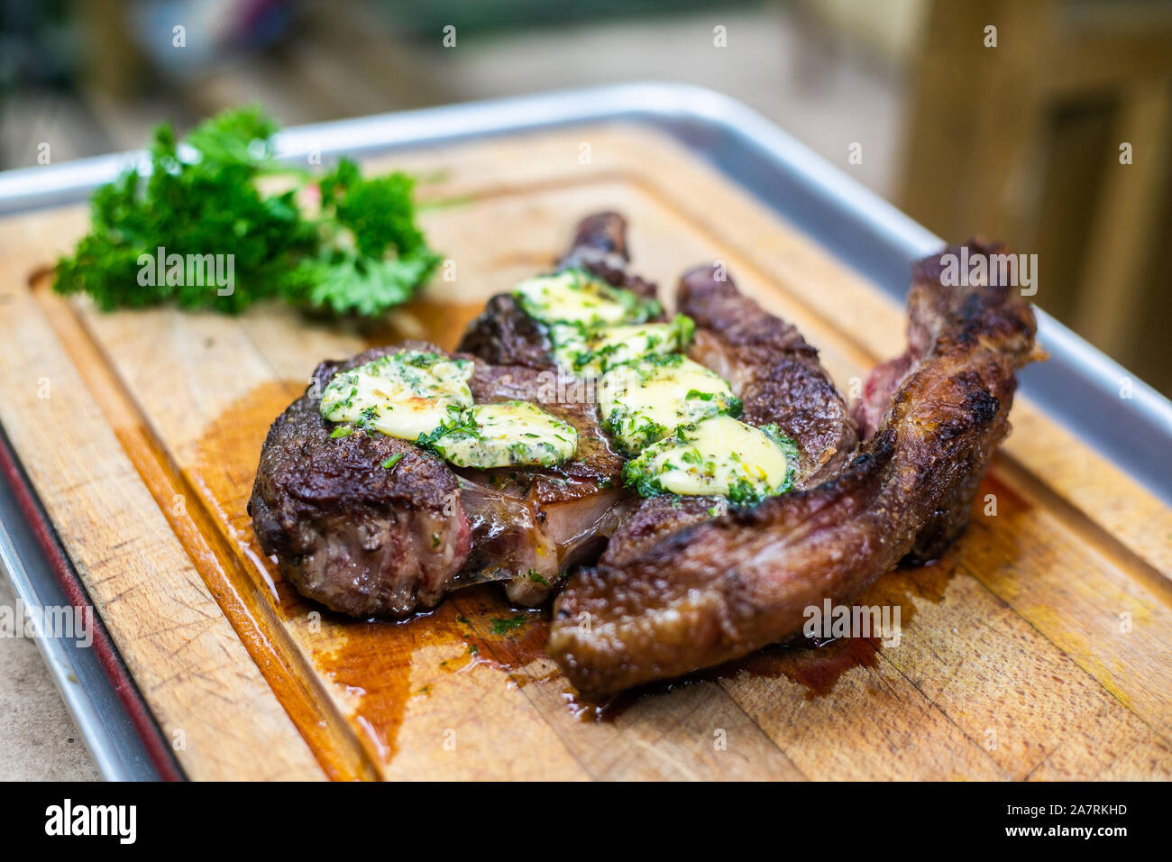 Medium rare steak hi-res stock photography and images - Alamy