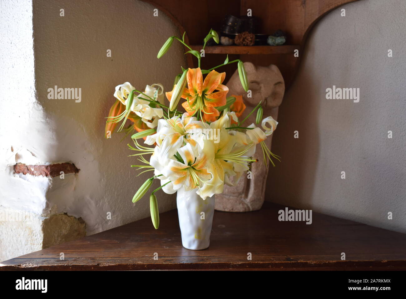 Lady alice white hi-res stock photography and images - Alamy