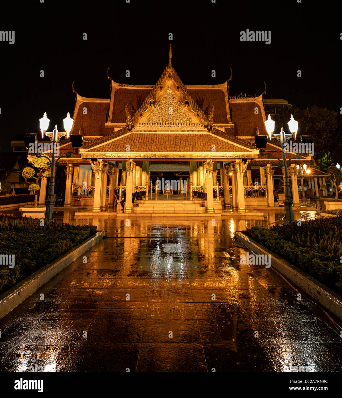 Raning hi-res stock photography and images - Alamy