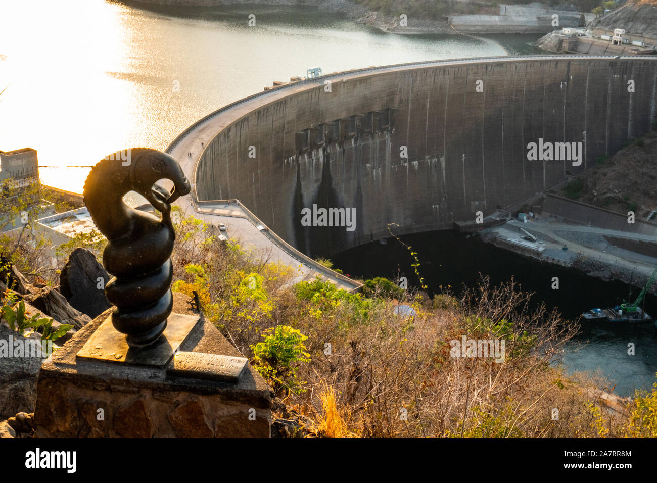 Kariba Dam Lake Kariba Zambia/Zimbabwe border on the Zambezi river & A ...