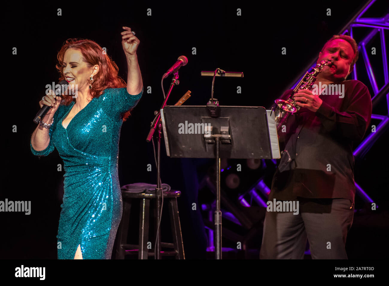 Orlando, Florida. November 01, 2019. Sheena Easton singing beautiful ...