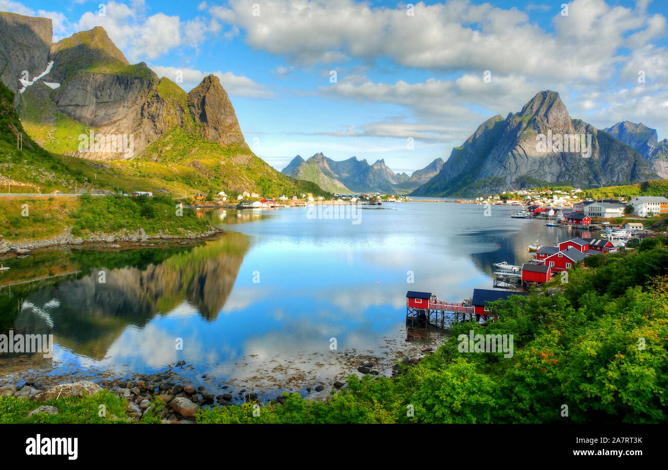 Reine football pitch hi-res stock photography and images - Alamy