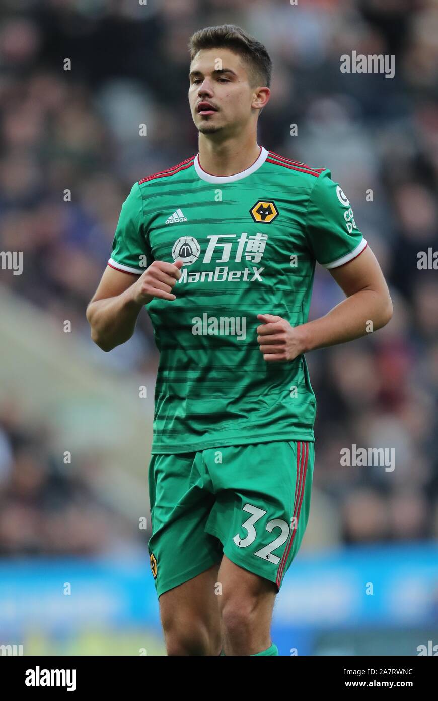 LEANDER DENDONCKER, WOLVERHAMPTON WANDERERS FC, 2019 Stock Photo - Alamy