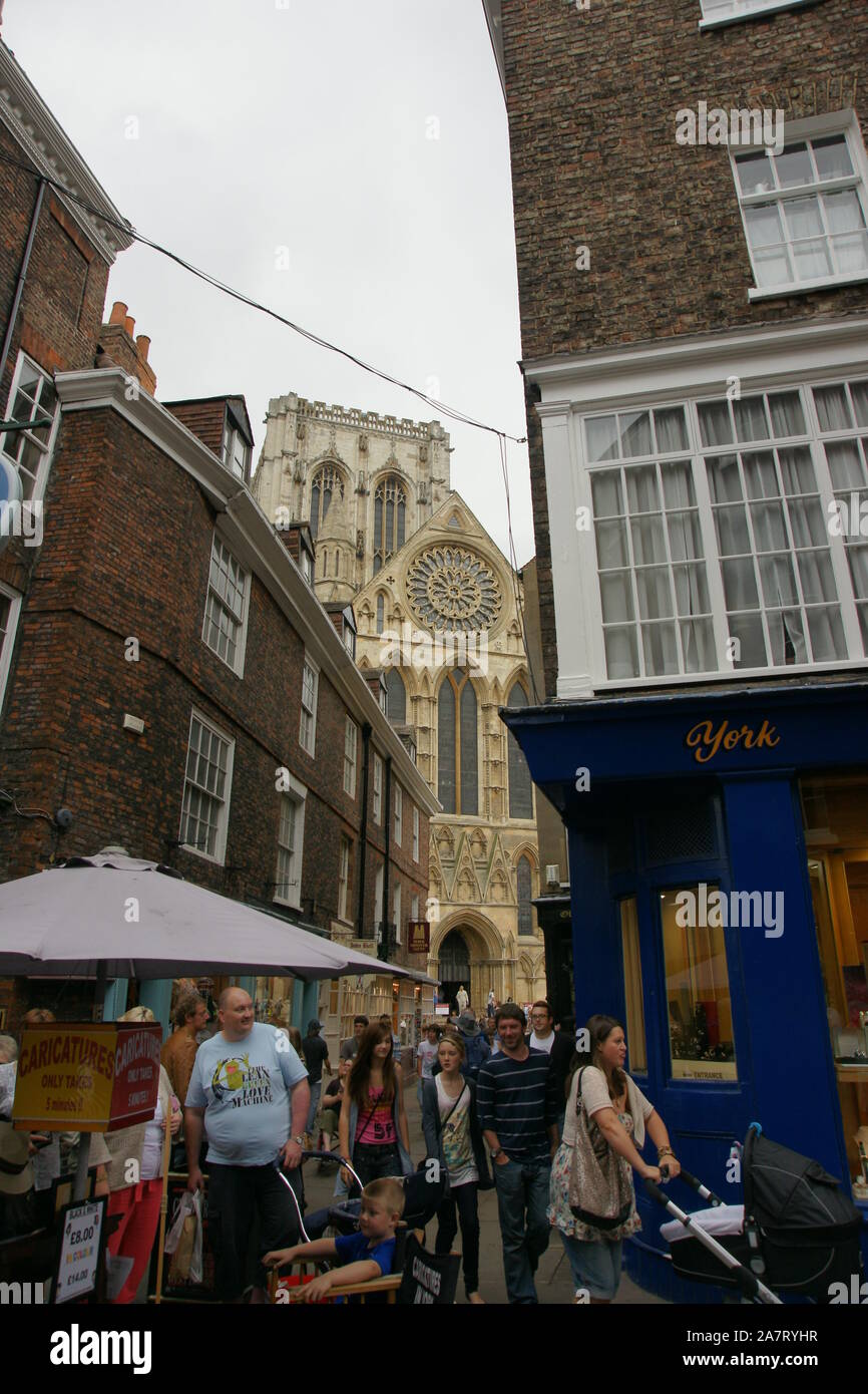 Stonegate listed building hi-res stock photography and images - Alamy