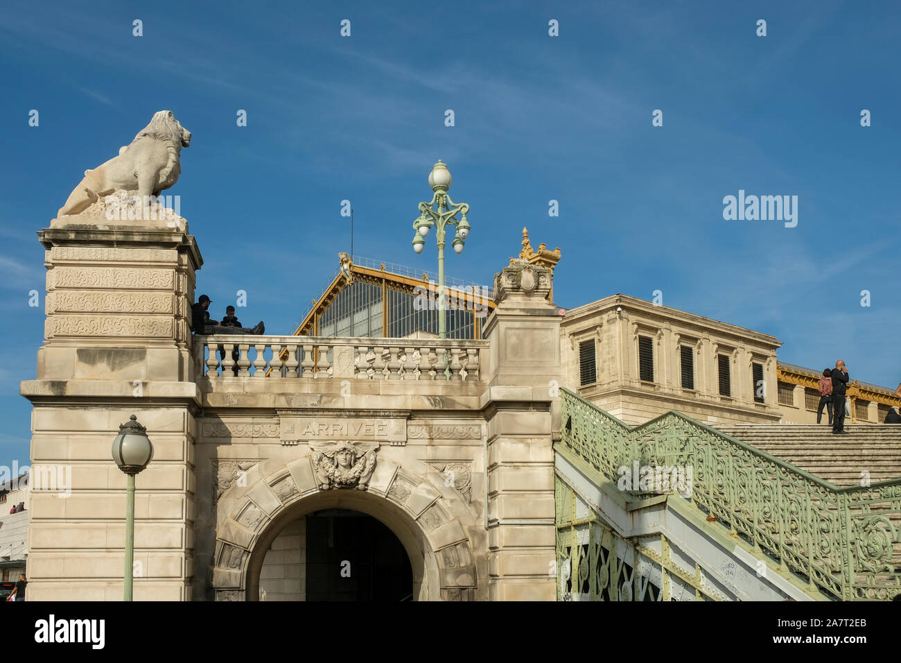 Marseille saint charles station statue hi-res stock photography and ...