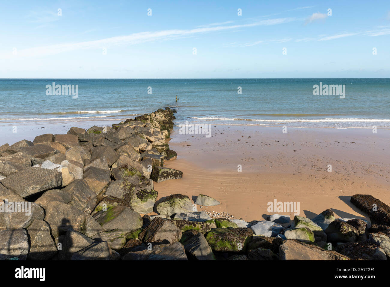 Beautiful beaches peaceful hi-res stock photography and images - Alamy