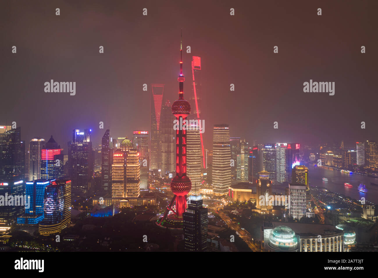 Cityscape of the Lujiazui Financial District with the Shanghai World ...