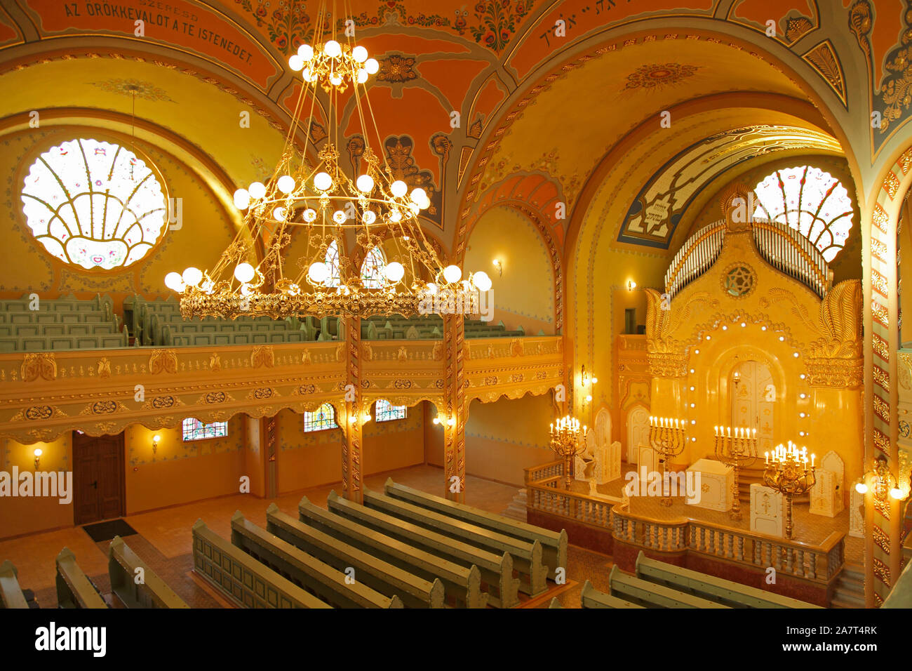 Synagogue interior hi-res stock photography and images - Alamy
