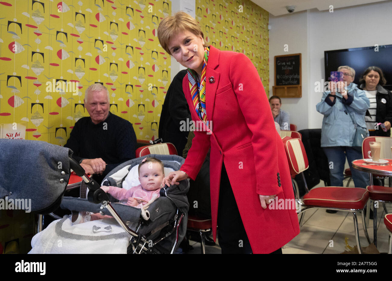Nicola sturgeon visits cafe in hi-res stock photography and images - Alamy