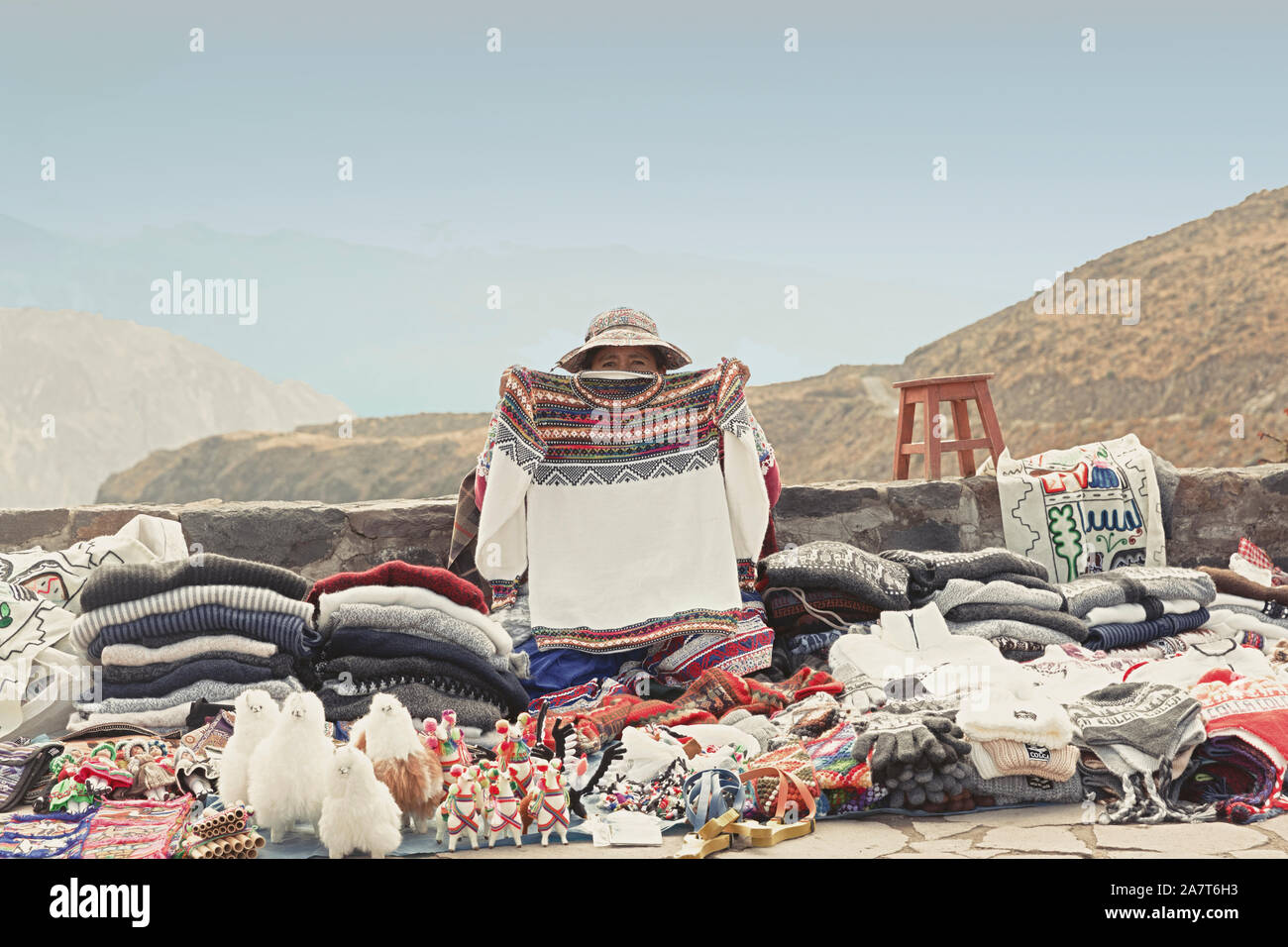 The indigenous people of Peru Stock Photo - Alamy