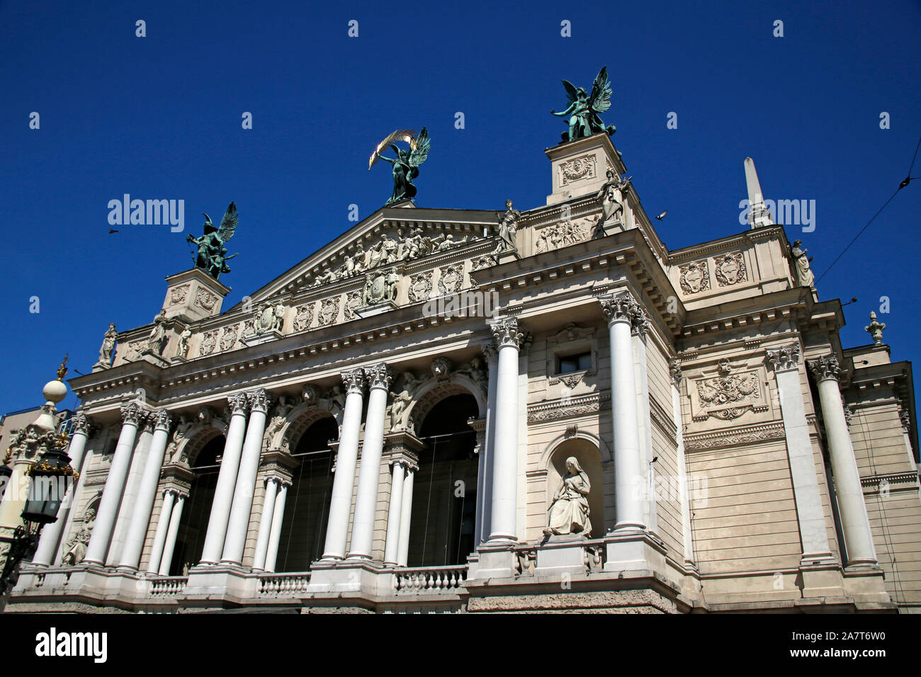 facade of Lviv Theatre of Opera and Ballet, Ukraine Stock Photo - Alamy