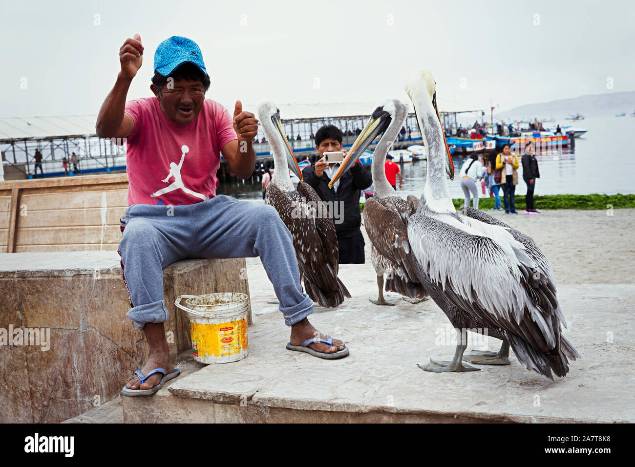 The indigenous people of Peru Stock Photo - Alamy