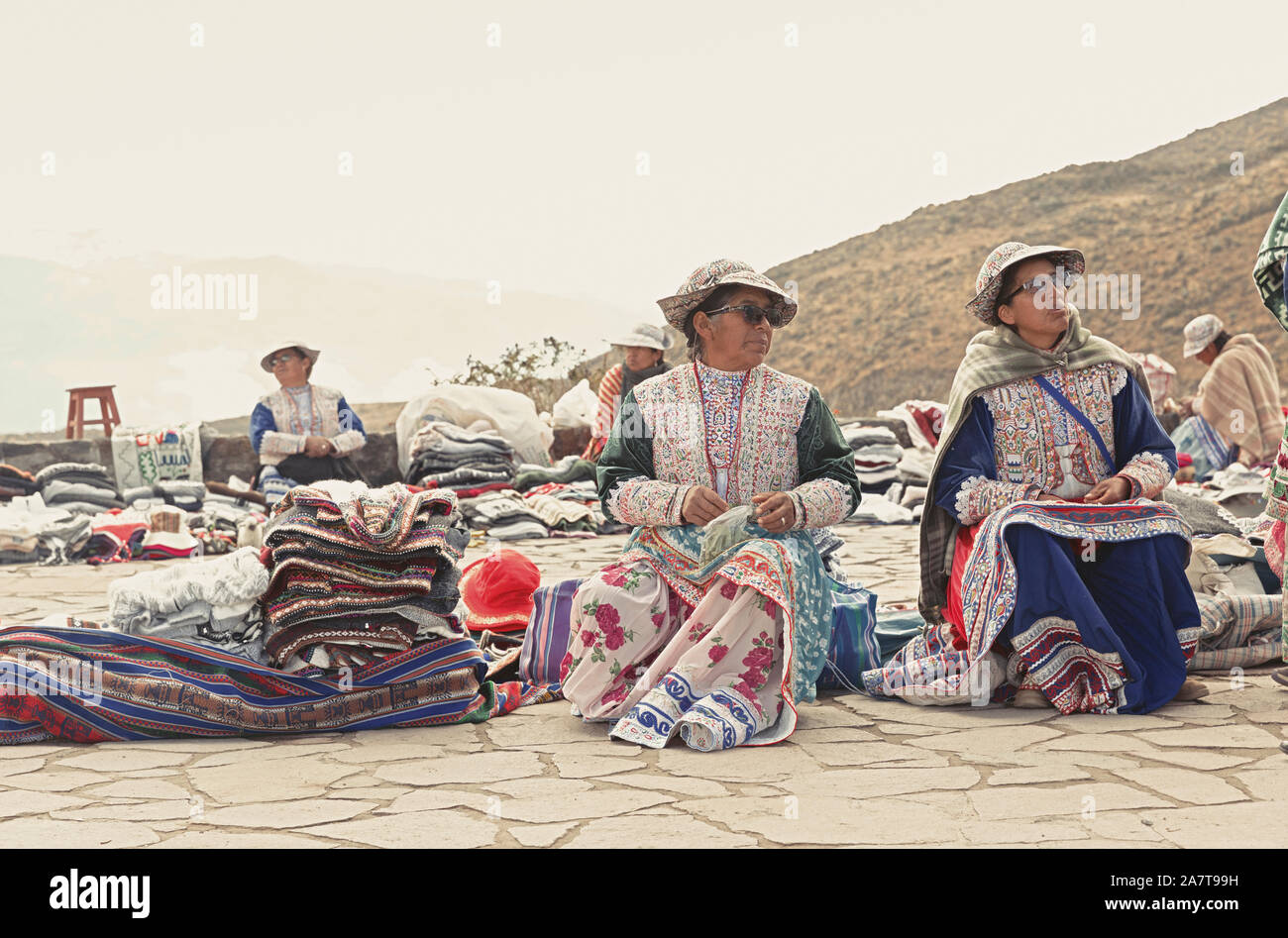 The indigenous people of Peru Stock Photo - Alamy
