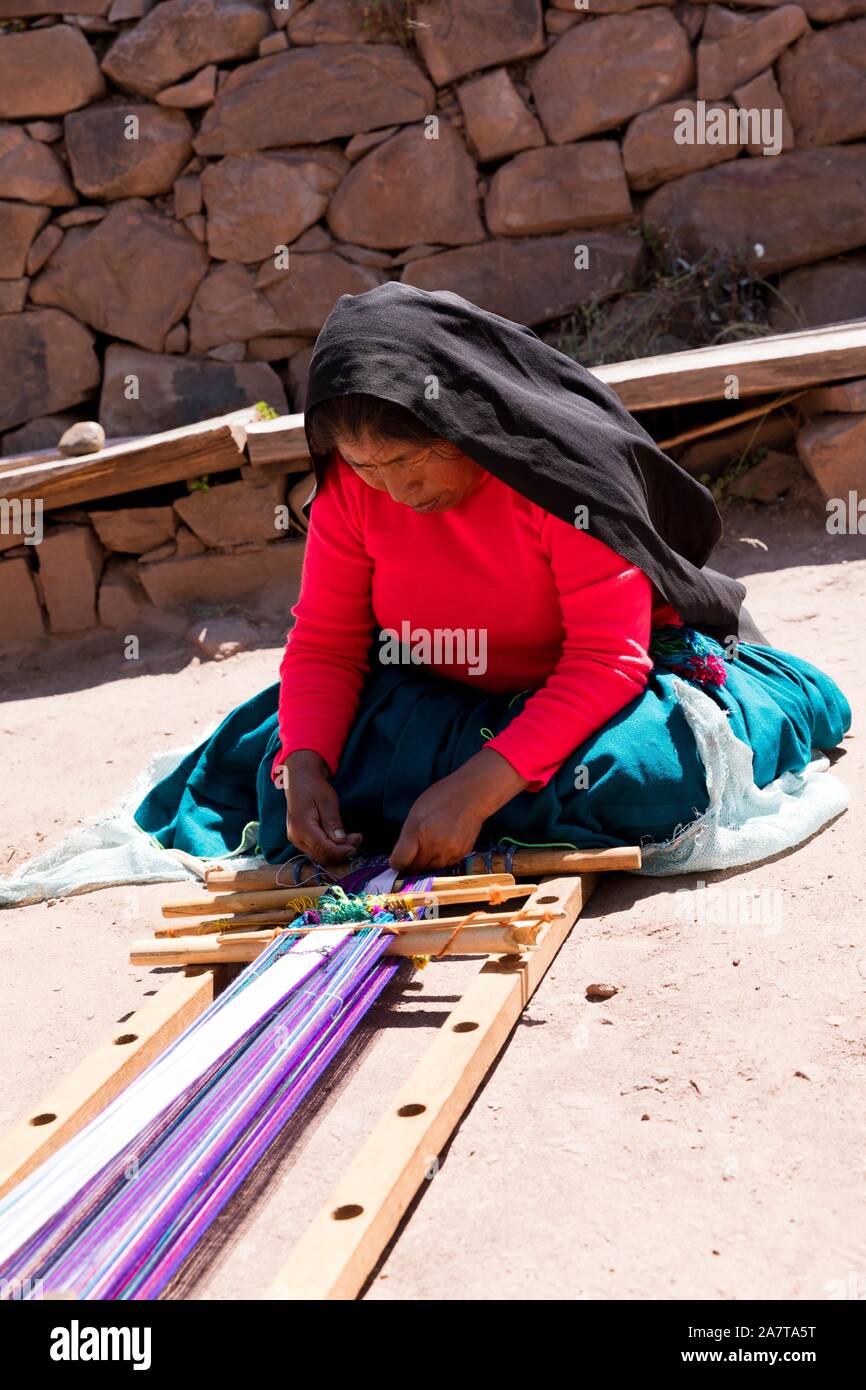 The indigenous people of Peru Stock Photo - Alamy