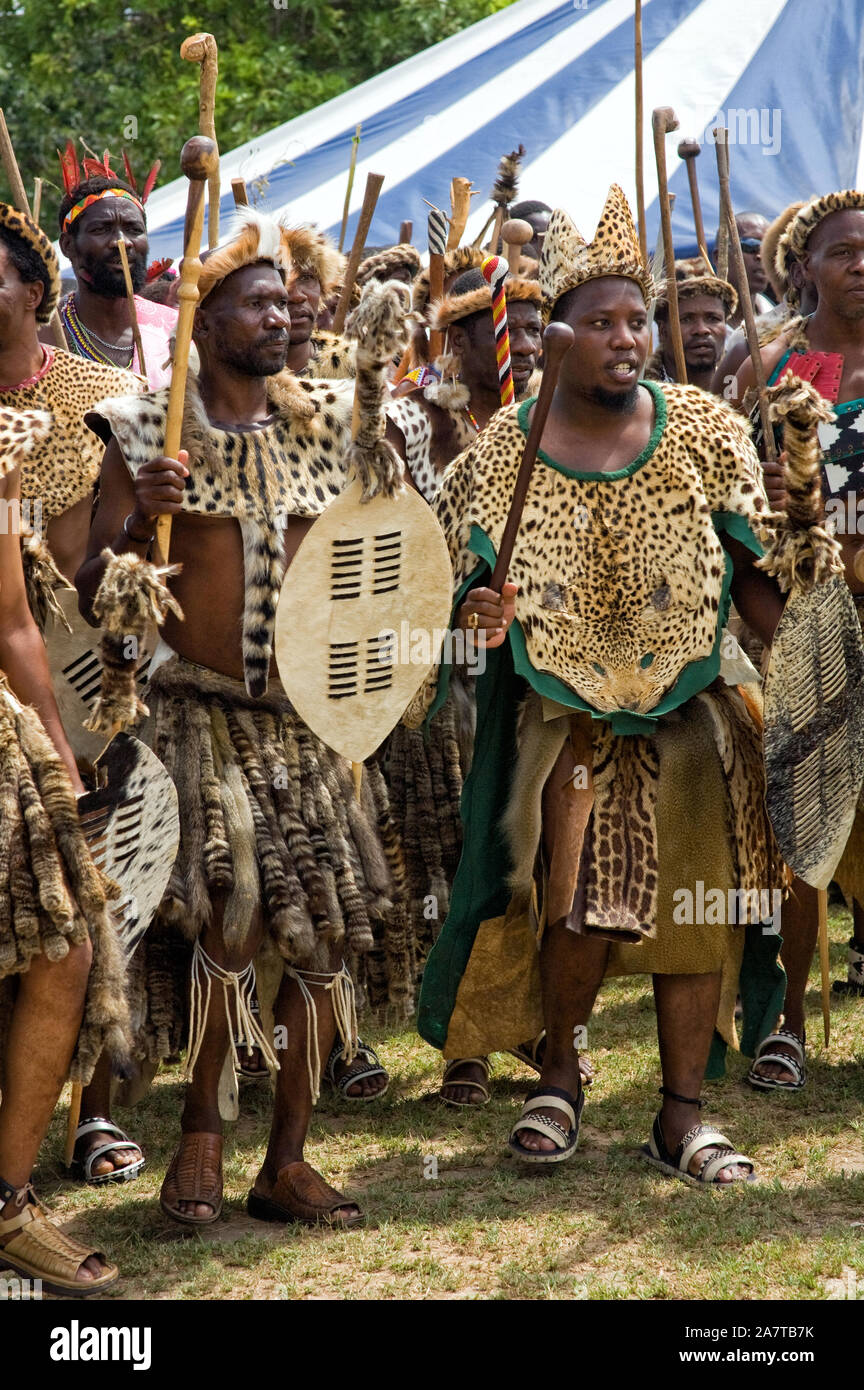 Tembe king, Inkosi Mabhudu Tembe acomanied by his entourage at the ...