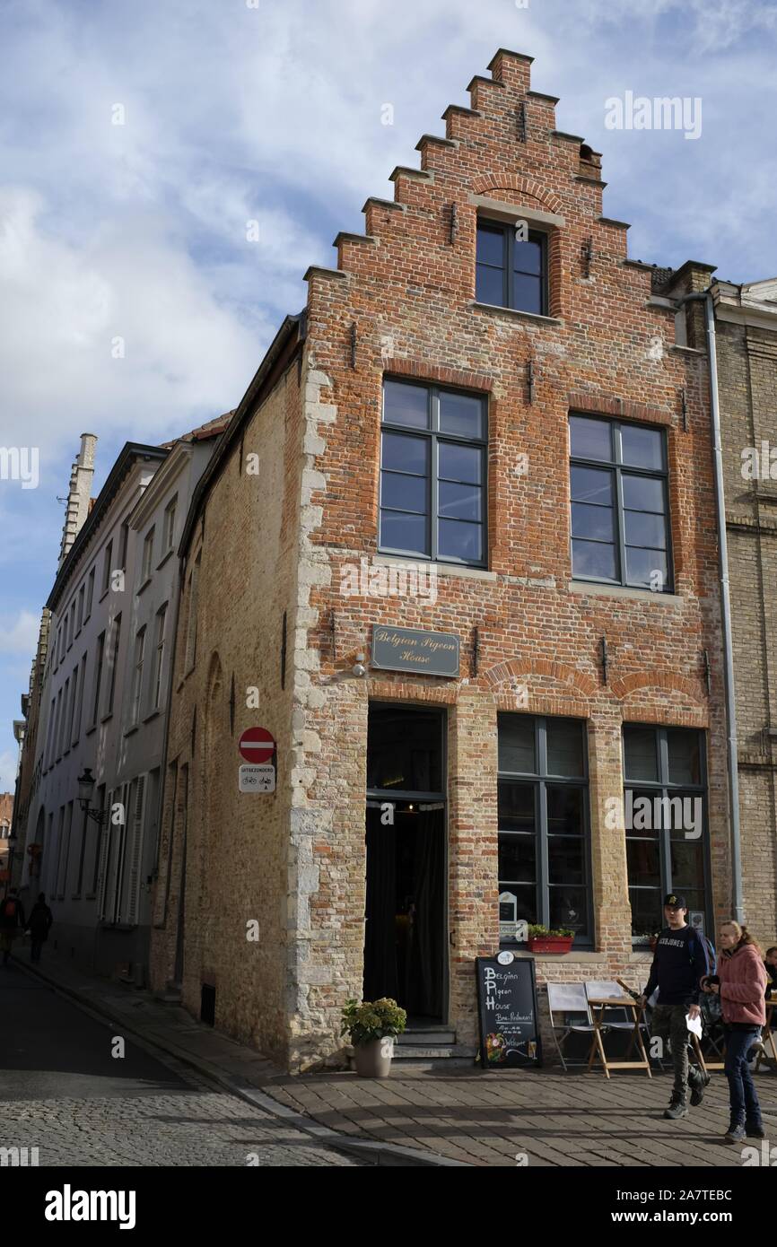 typical Bruges house, Belgium Stock Photo - Alamy