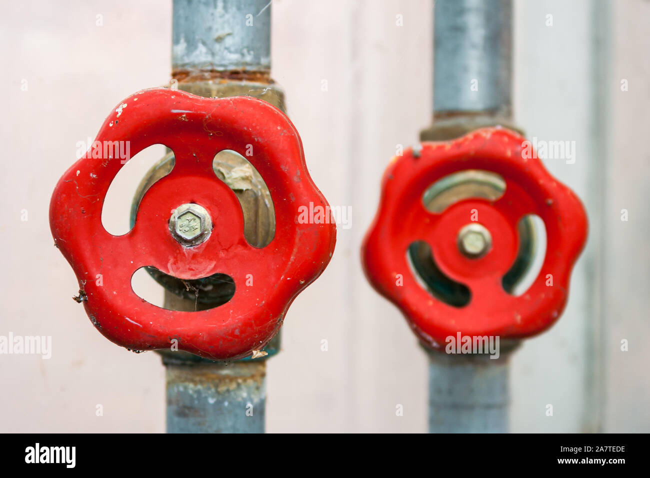 Gate valves hi-res stock photography and images - Alamy