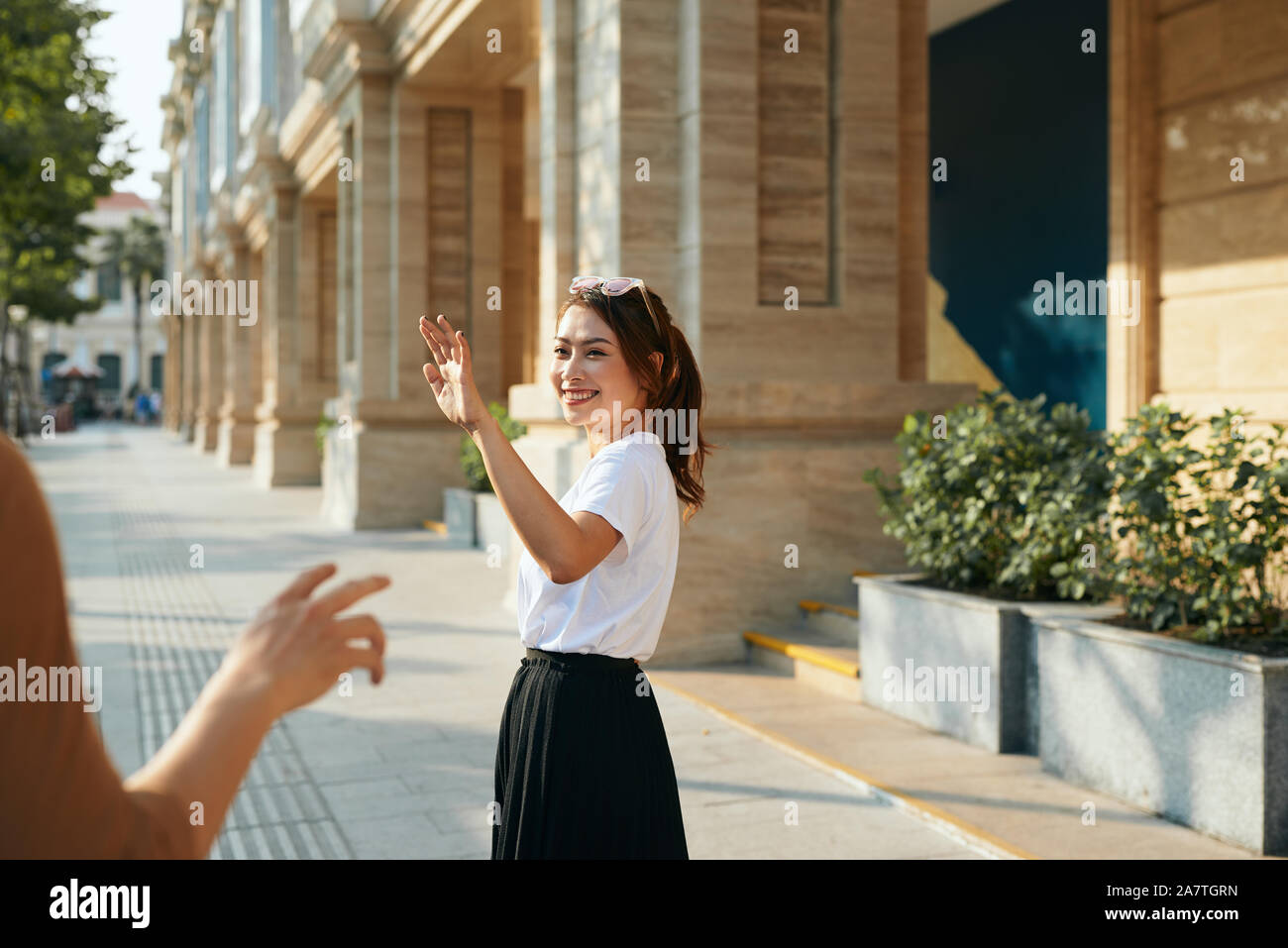 Young asian woman good bye to boyfriend, freedom lifestyle and ...