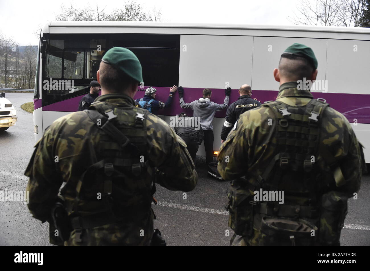 About 300 Czech police, soldiers, customs and prison service officers ...