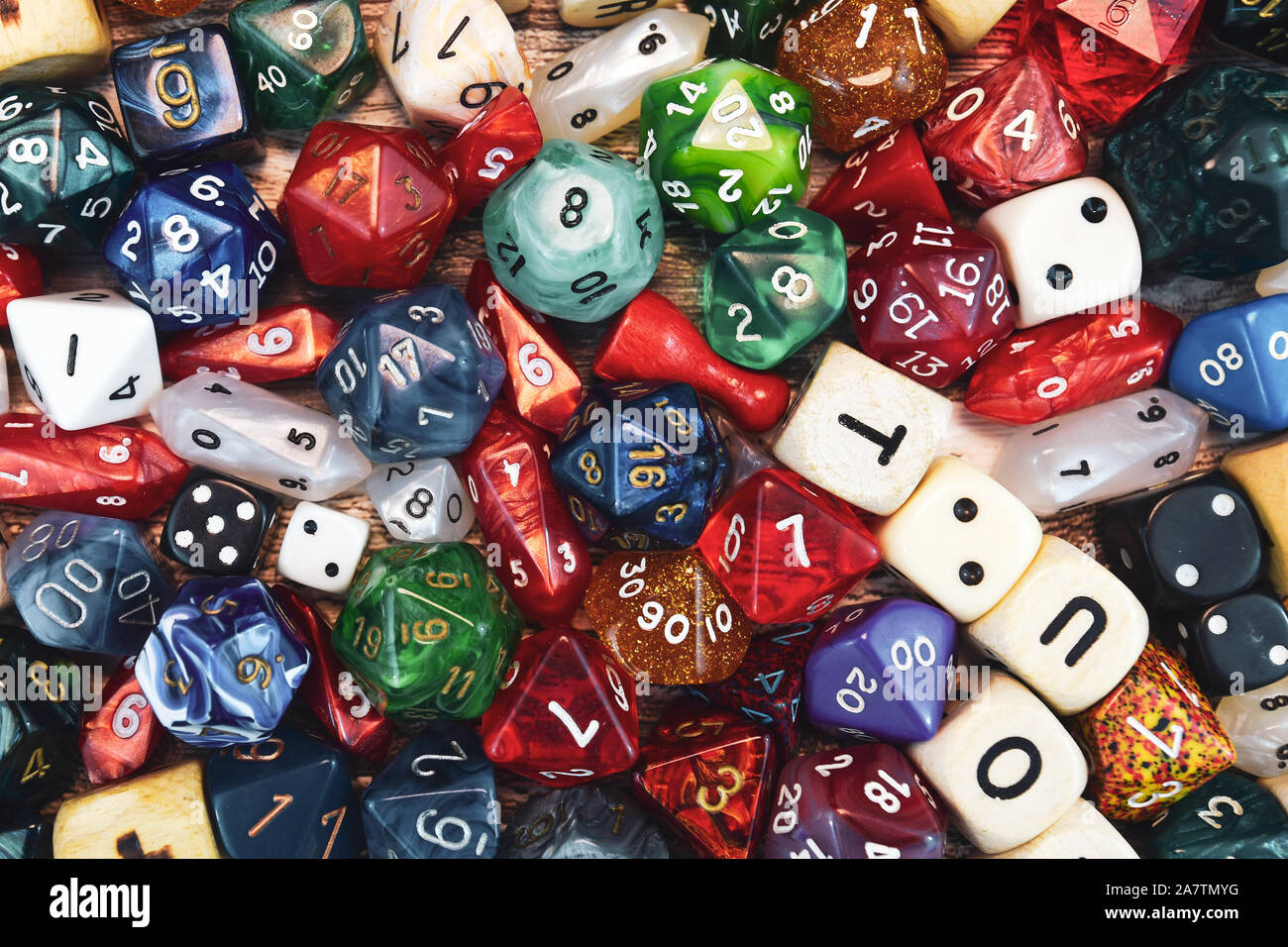 Different colored dice hi-res stock photography and images - Alamy