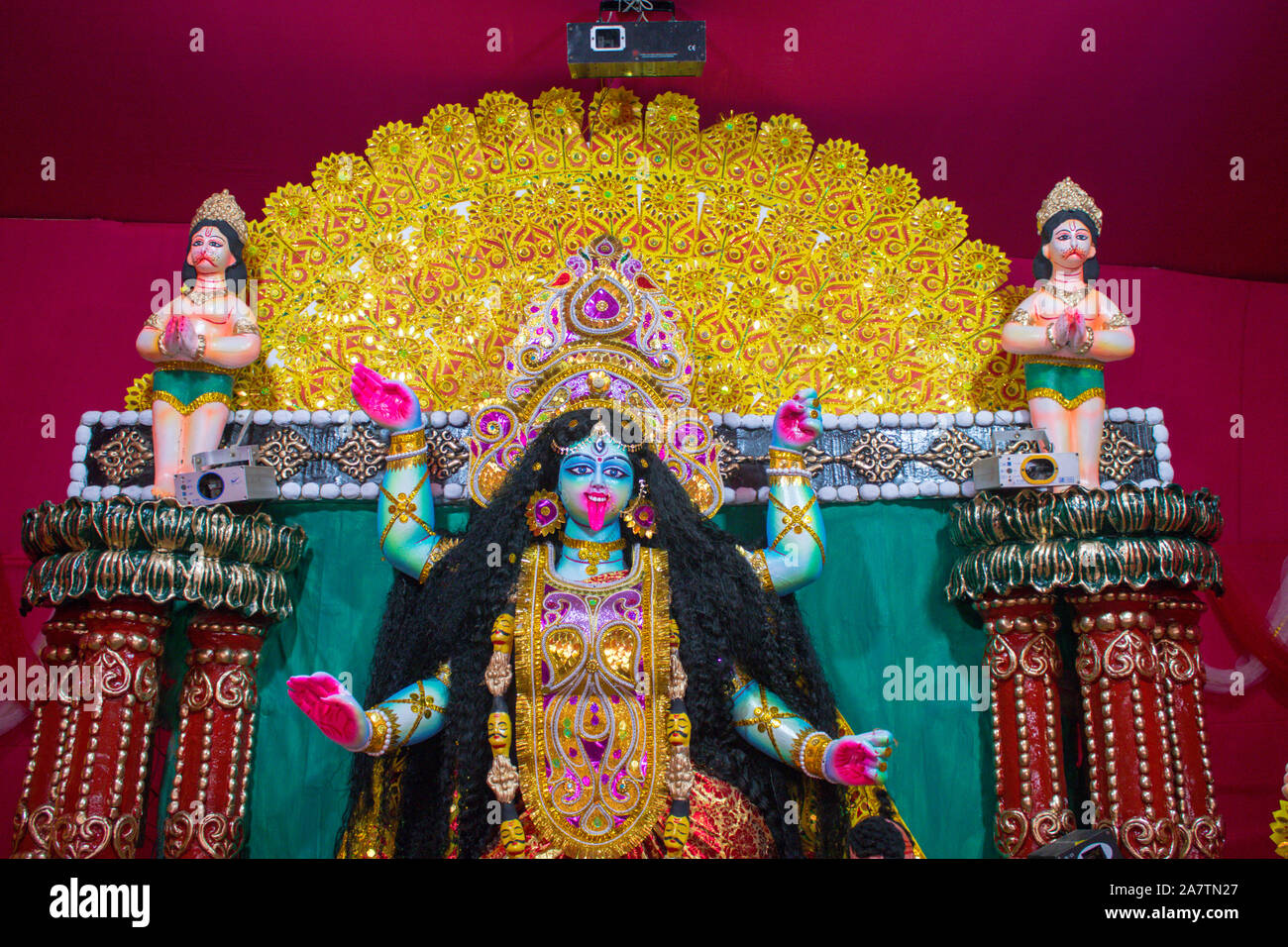 Indian temple, Statue of Indian goddess mother nature, Indian festival ...
