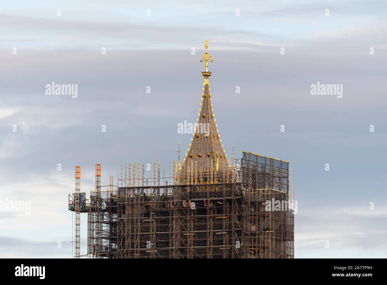 Top of newly restored Elizabeth Tower revealed for the first time. Big ...