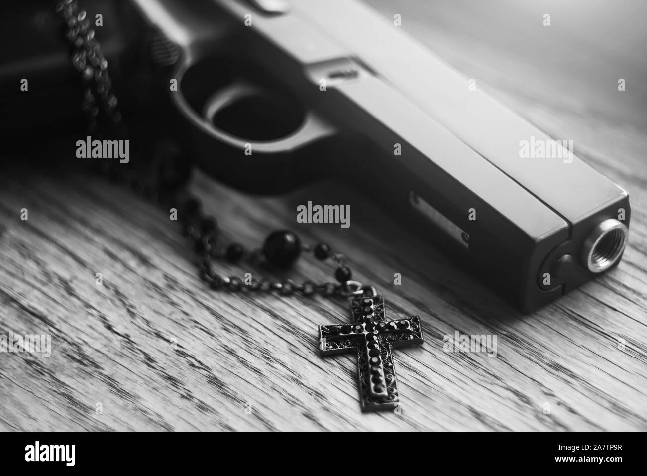 White cross table hi-res stock photography and images - Alamy