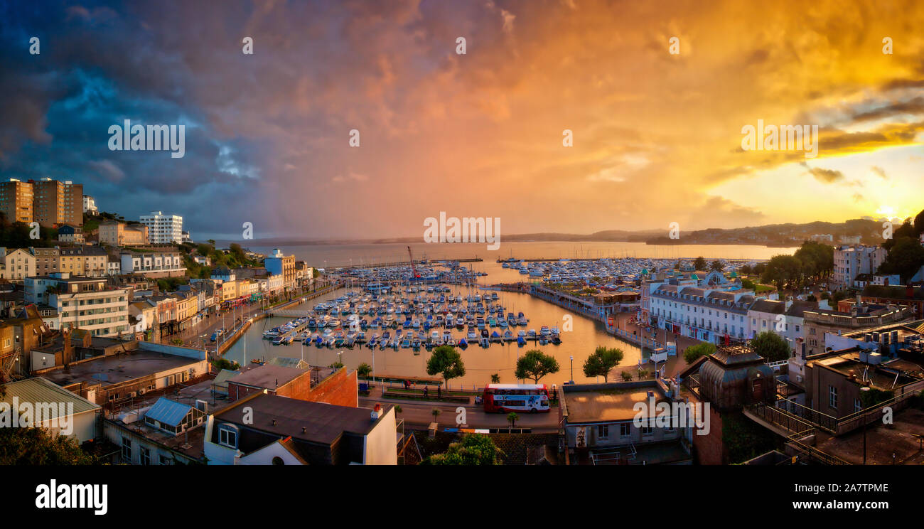 Torquay devon sunset hi-res stock photography and images - Alamy