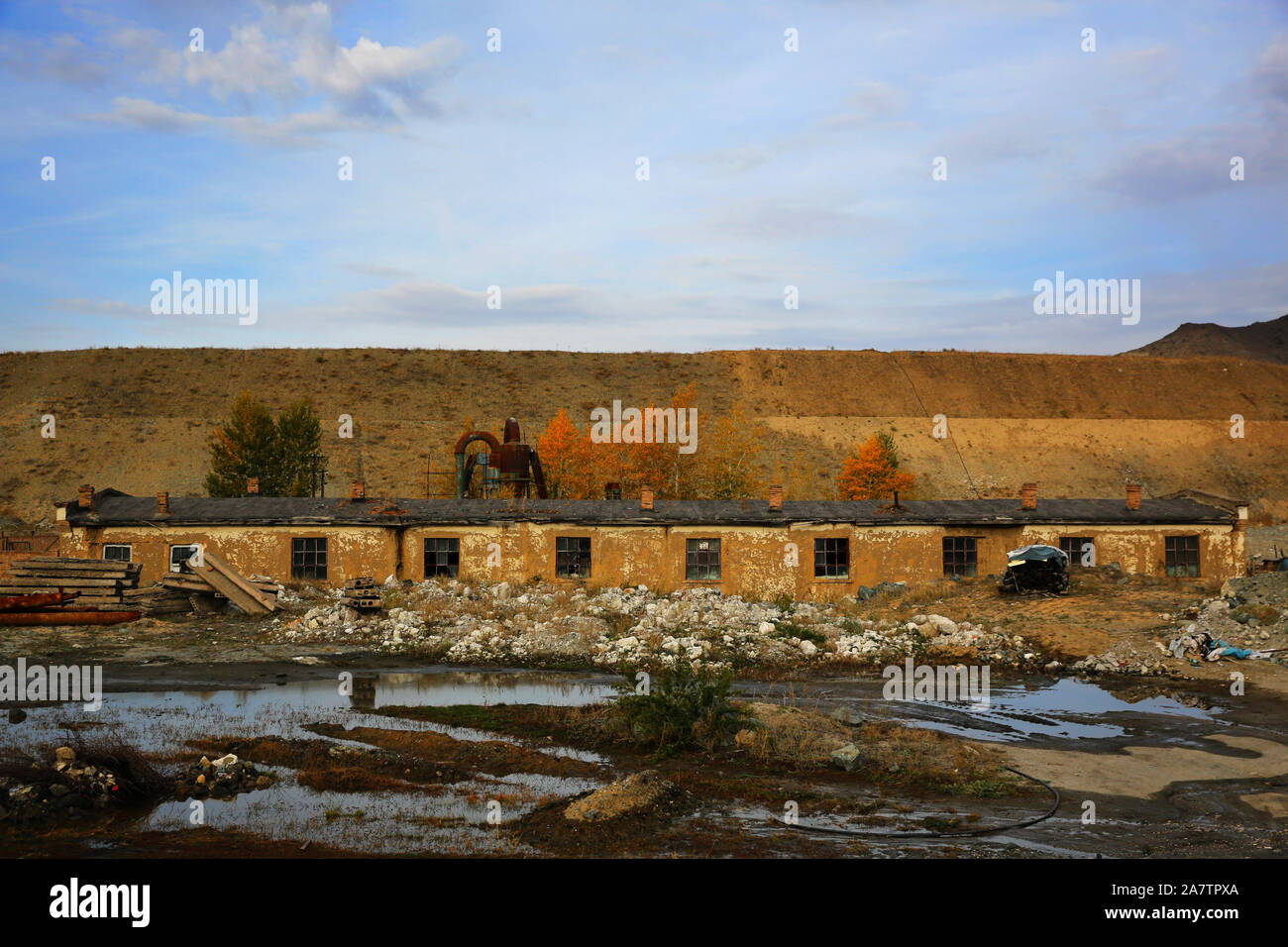 Koktokay pit hi-res stock photography and images - Alamy