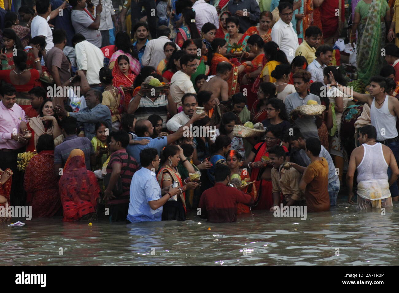Chhath ghats hi-res stock photography and images - Alamy